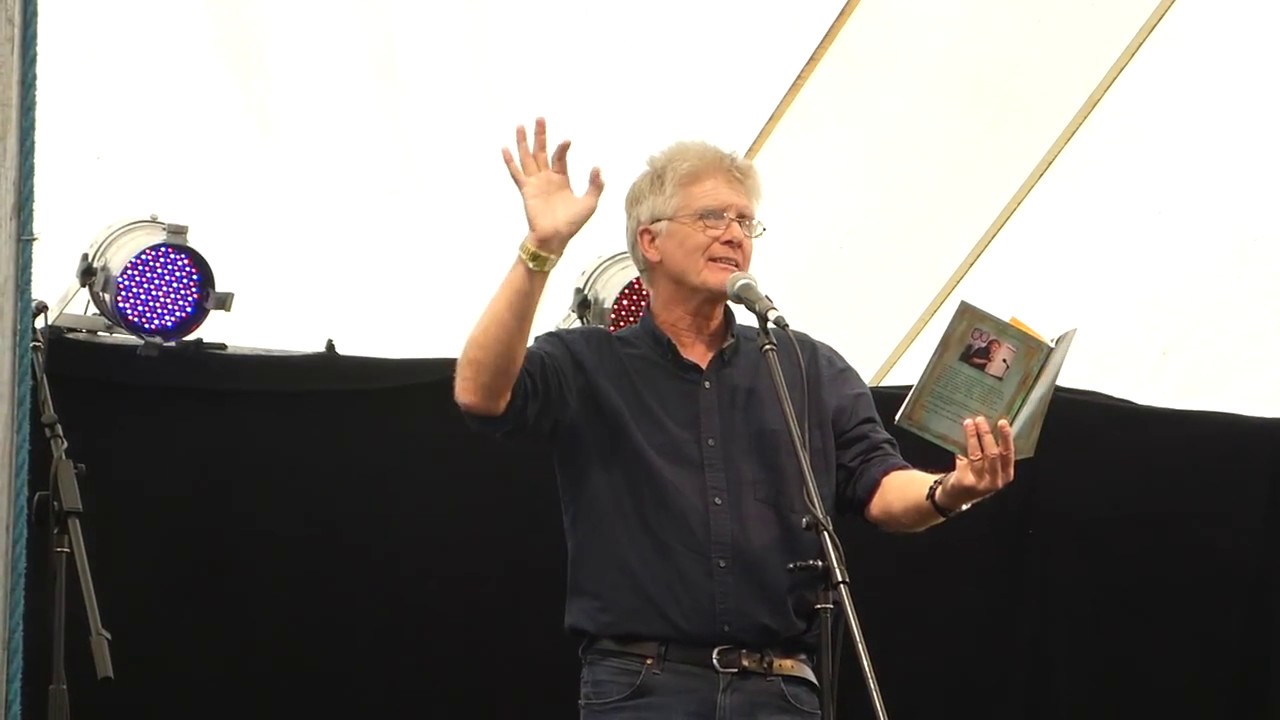 Rob Barratt (Ireland) @ Humph Hall | The Folk Federation of NSW